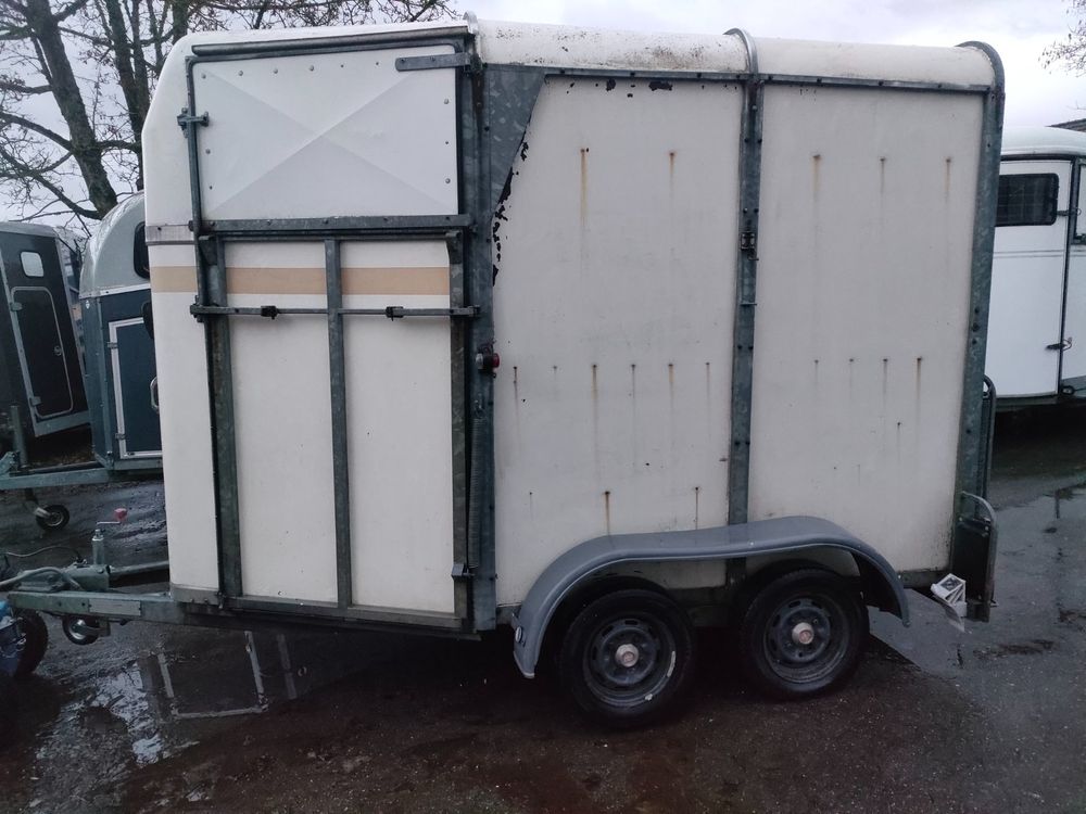 Pferdeanhänger mit mfk (Gebraucht) in meinisberg für CHF 1500 – nur Abholung auf Ricardo kaufen