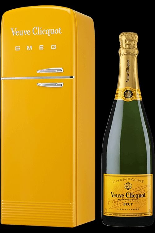 Rare Smeg Veuve Clicquot Fridge Box (Gebraucht) in Zürich für CHF 30 ...