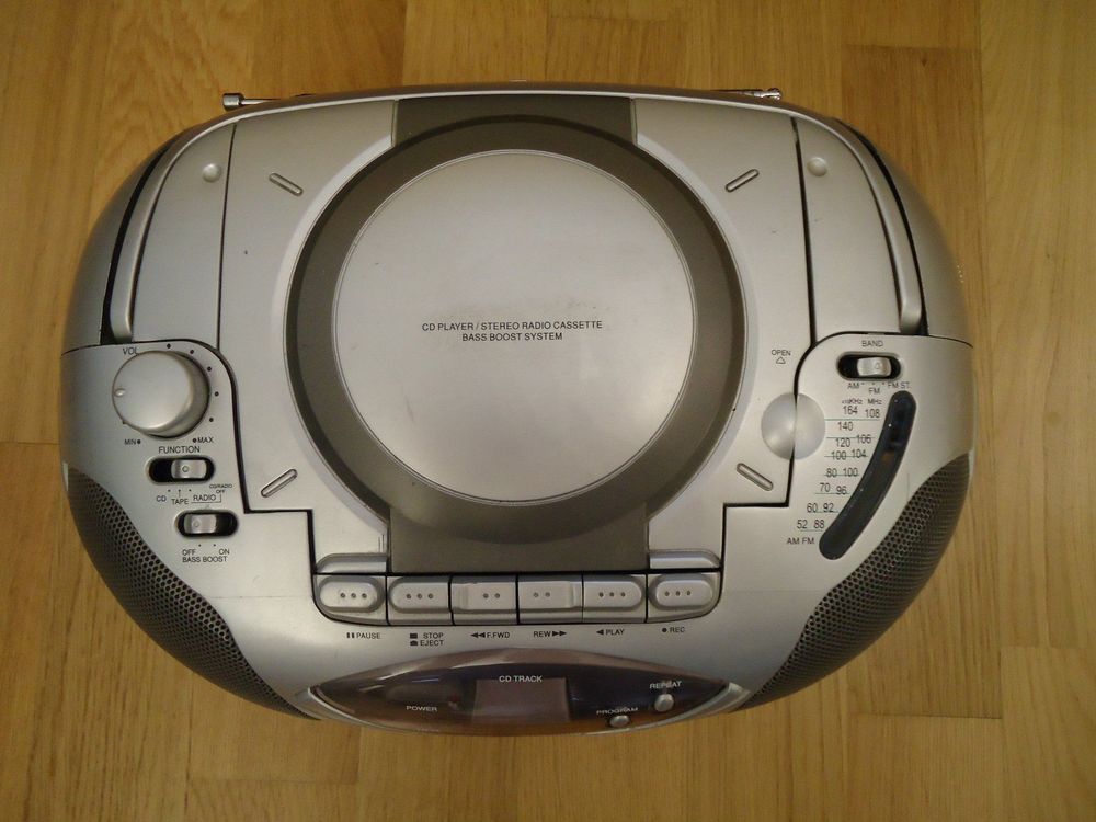 Intertronic MCD 96 CD Radio Kassetten Recorder (Gebraucht) in ...