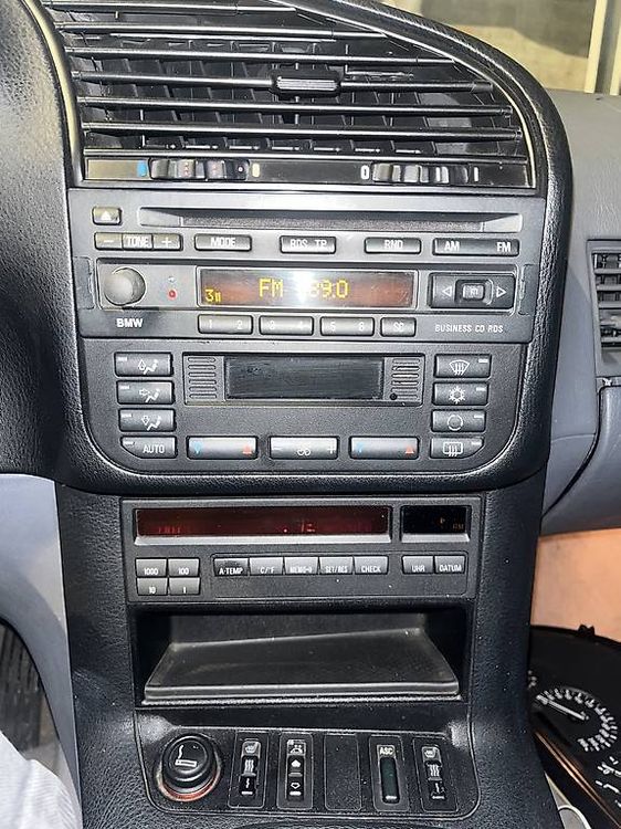Bmw e36 Orig. CD bluetooth Radio top zustand (Gebraucht) in Zürich für ...
