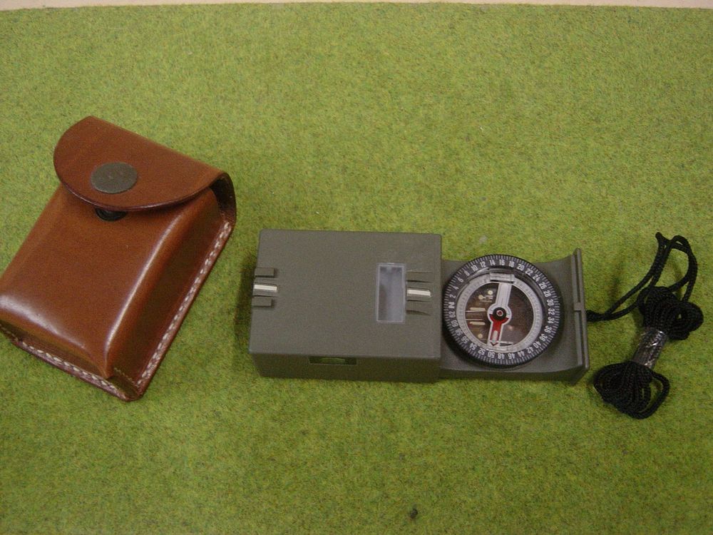 Neuwertiger Kompass / Sitometer 85 / Kern / CH Armee | Kaufen auf Ricardo