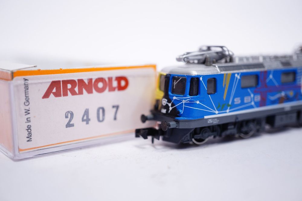 6∑ Arnold 2407 SBB Re 4/4 II Bourret Design (D'occasion) à Thun pour CHF 119.9 – avec livraison ...