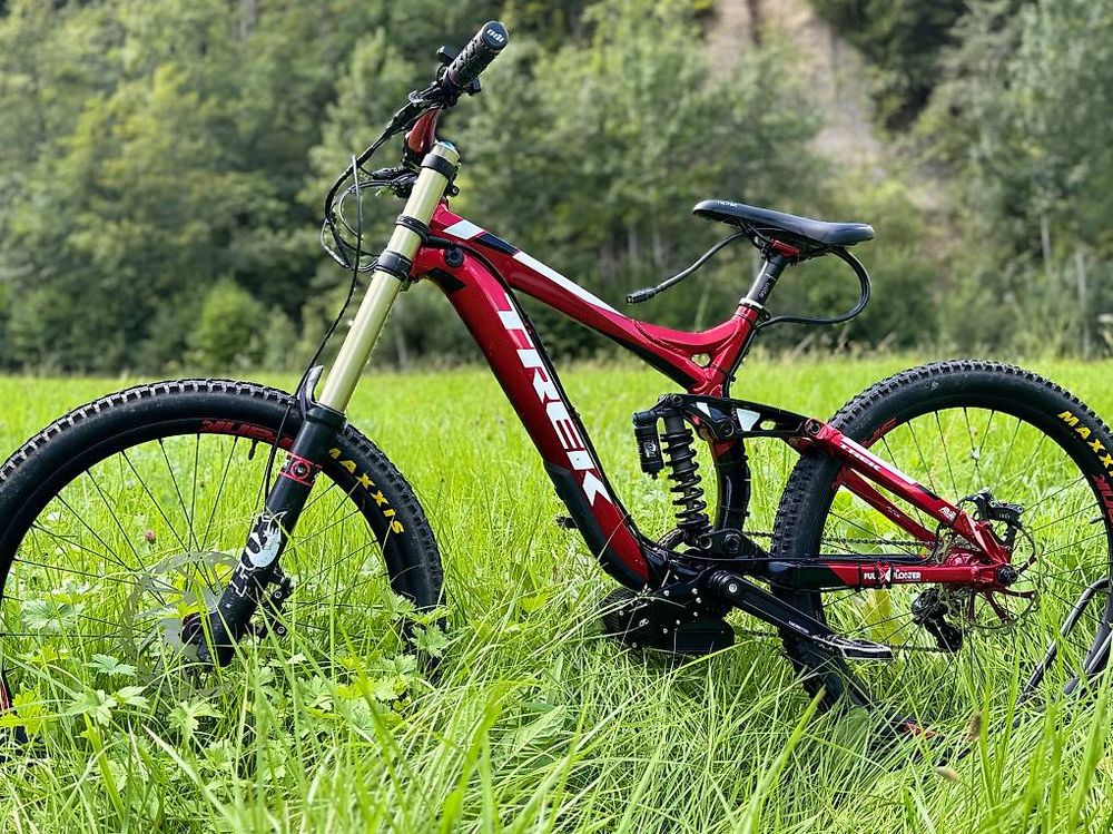 Trek session 8.8 mit 3000 Watt Motor Rahmengrösse M (Gebraucht) in Wila ...