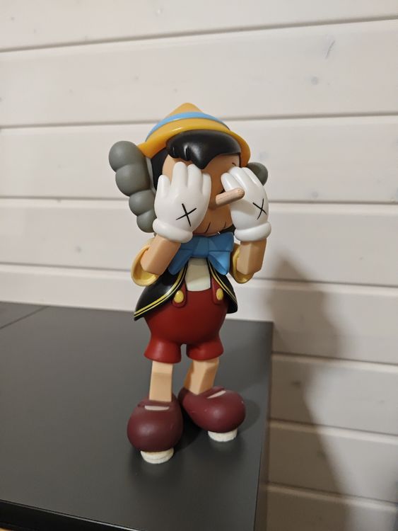 Kaws Pinocchio Replica | Kaufen auf Ricardo
