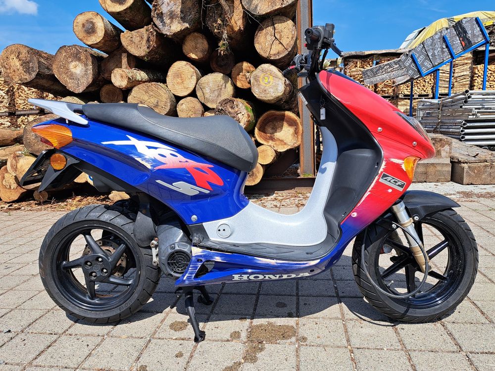 Honda X8R S SZX 50 Roller Scooter für Bastler (Gebraucht) in Hallau für ...
