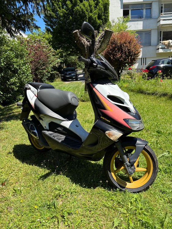 Gut erhaltener Aprilia SR50 Water Ditech Roller (Gebraucht) in Schaan für CHF 296 – nur Abholung ...