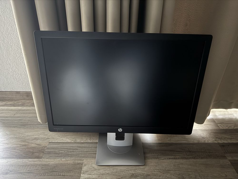 HP EliteDisplay E242 Monitor (Gebraucht) in Birr für CHF 30 – mit ...