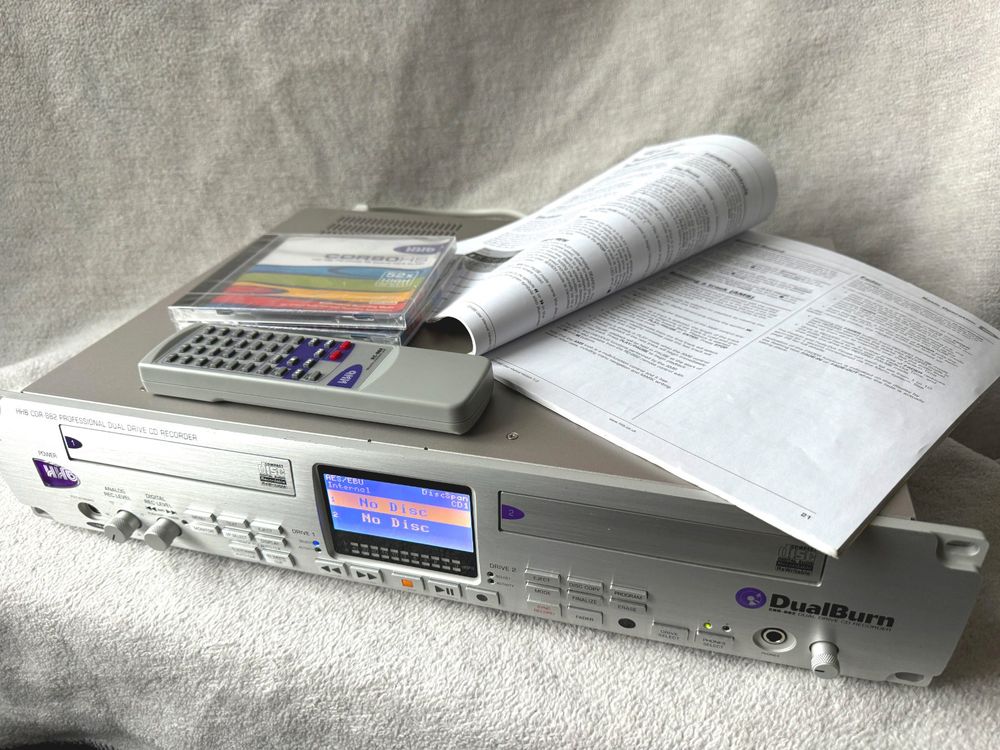 HHB pro CDR-882 Dual Drive CD Player Recorder highend (Gebraucht) in ...