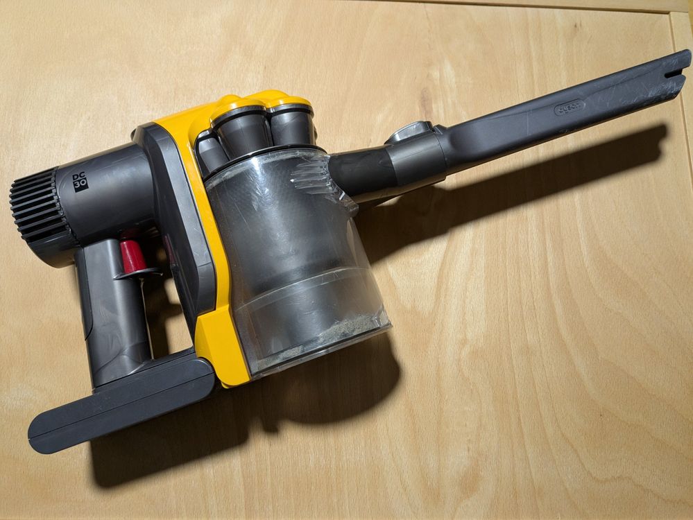 Dyson DC30 Handstaubsauger (Gebraucht) in St. Gallenkappel für CHF 49 ...