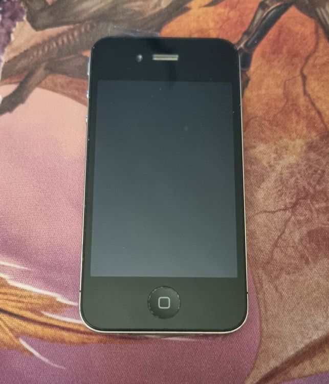 iPhone ? - ?GB - schwarz - Model A1332 | Kaufen auf Ricardo