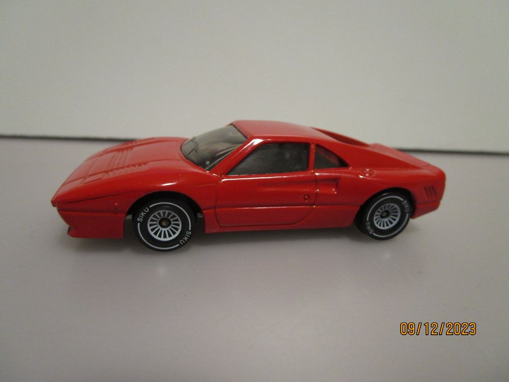 SIKU FERRARI 288 GTO - 1060 (Neu (gemäss Beschreibung)) in Chêne-Bourg ...