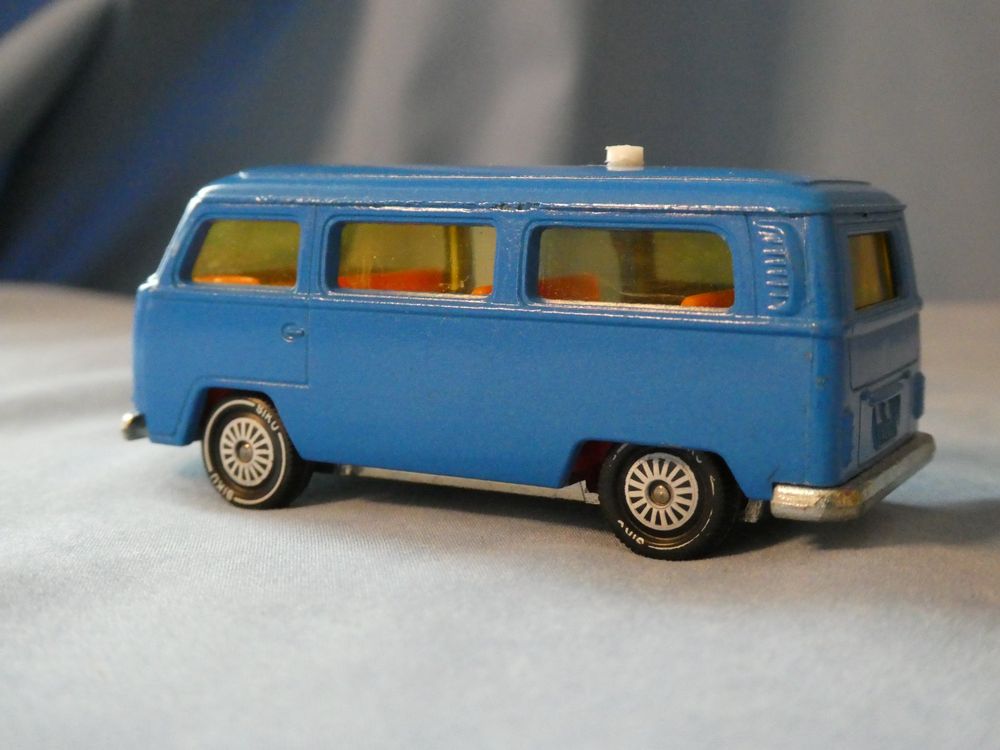 SIKU VW Bus blau (Gebraucht) in Tann für CHF 13 – nur Abholung auf ...