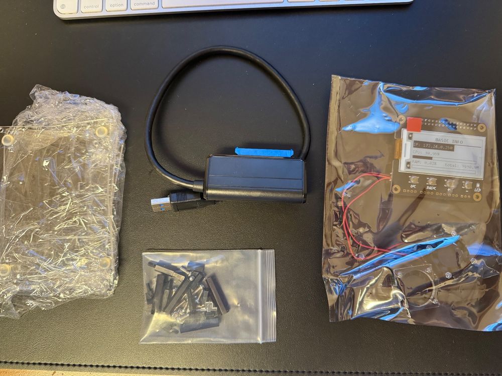 SunFounder NAS Kit für Raspberry Pi 4B 3B+ (Case, E-Ink) (Gebraucht) in ...