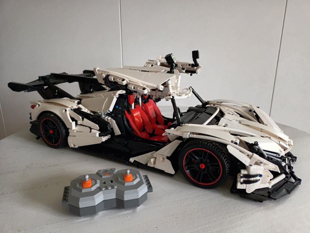 CaDA Master V12 Hypercar Legokompatibel | Kaufen auf Ricardo