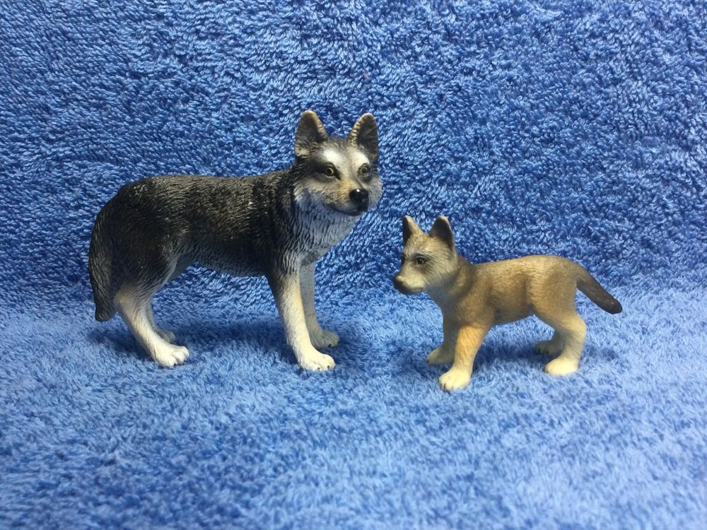 Schleich Wolf 14605 mit Welpe 14606. | Kaufen auf Ricardo