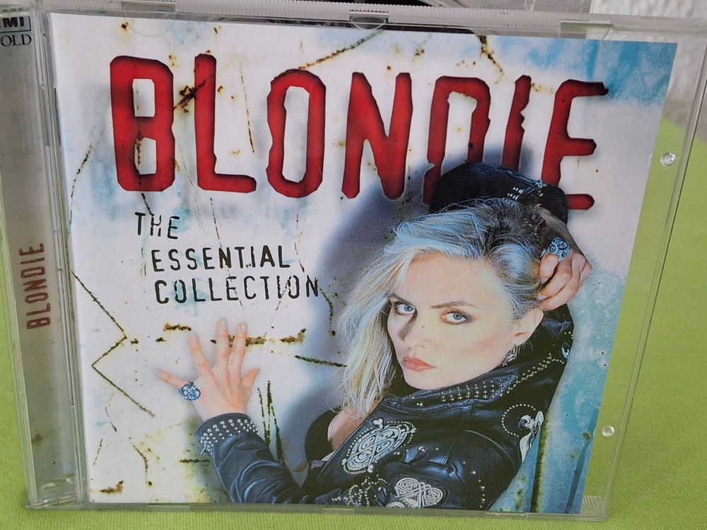 CD Blondie - The Essential Collection (Gebraucht) in Aarberg für CHF 3. ...