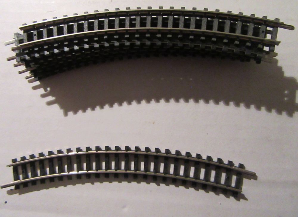 Trix N Gleis gebogen, 4922, 10 Stk. (Gebraucht) in Rüdtligen für CHF 9.9 – mit Lieferung auf ...