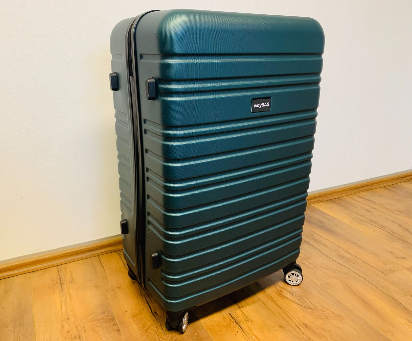 Hartschalen Koffer 2026 Modell wayBAG XL 76cm GRÜN NEU (Neu und ...