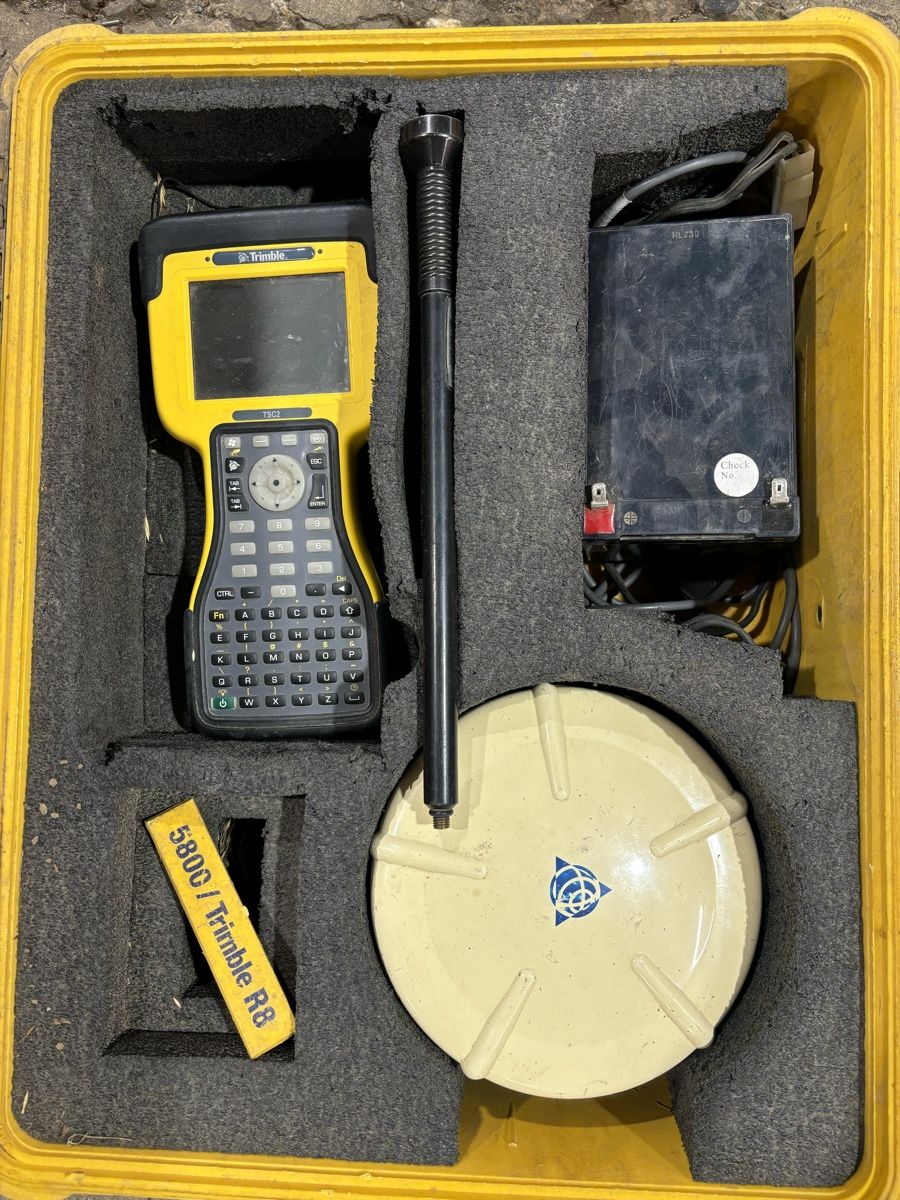 Trimble GPS R8 5800 (Defekt) in Märwil für CHF 500 – nur Abholung auf ...