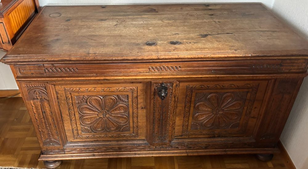 coffre en bois ancien (Gebraucht) in Buchs AG für CHF 150 – nur Abholung auf Ricardo kaufen