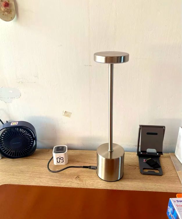 Modern Stainless Steel Table Lamp LED | Kaufen auf Ricardo