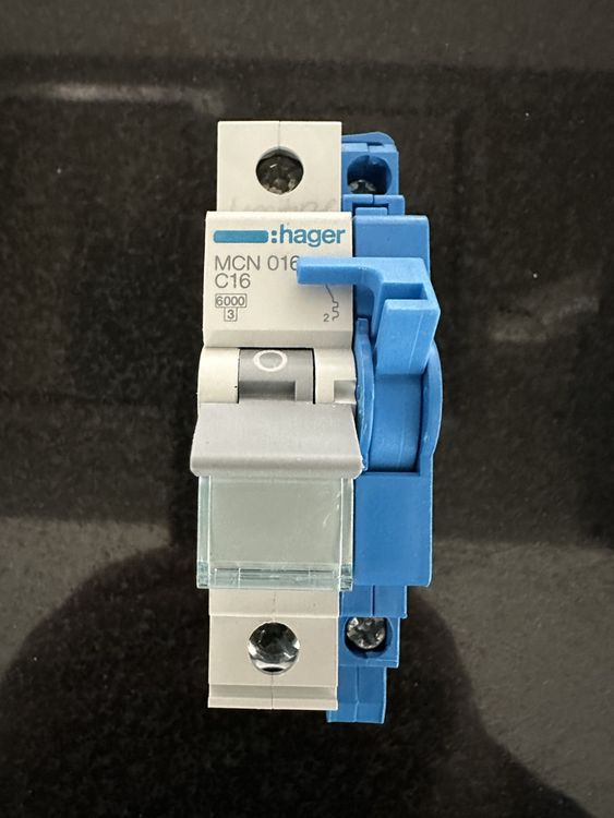 Leitungsschutzschalter 1 polig 6kA C-16A 1M + N (Gebraucht) in Buchs für CHF 1 – mit Lieferung ...