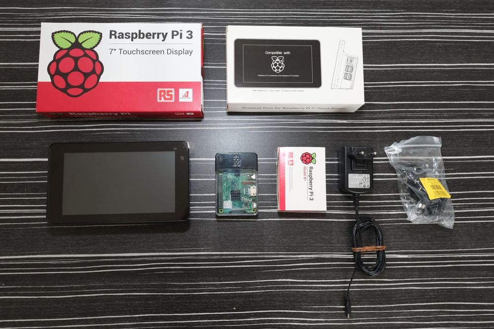 Raspberry Pi 3B+ inklusive Display und Zubehör | Kaufen auf Ricardo