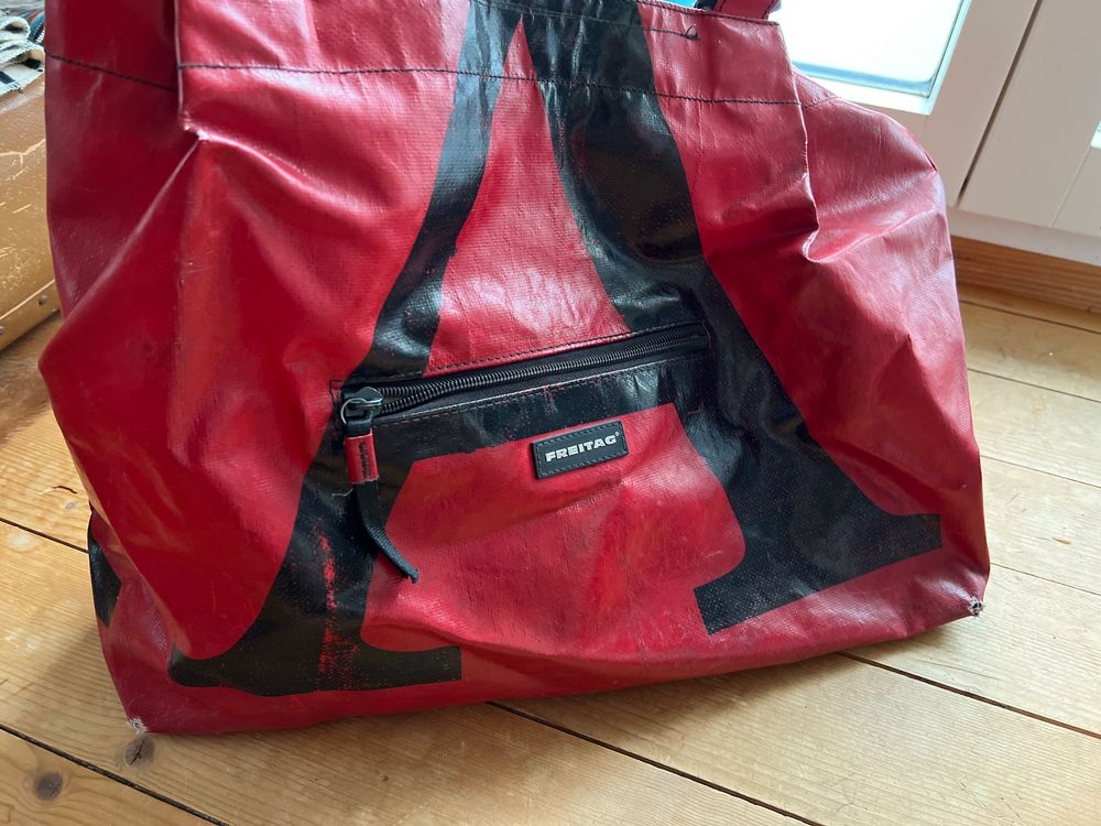 Freitag Handtasche, rot | Kaufen auf Ricardo Freitag Handtasche, rot | Kaufen auf Ricardo