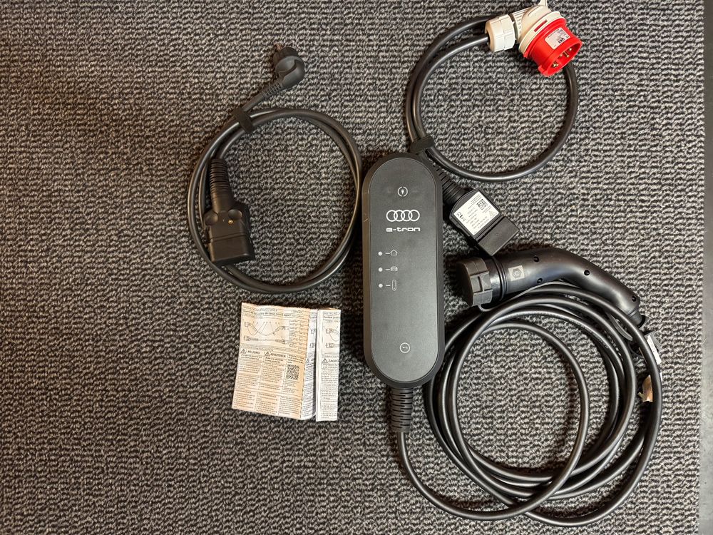 Original AUDI Universal Charger Basis 3.6kW Type 2 16A (Neu (gemäss ...