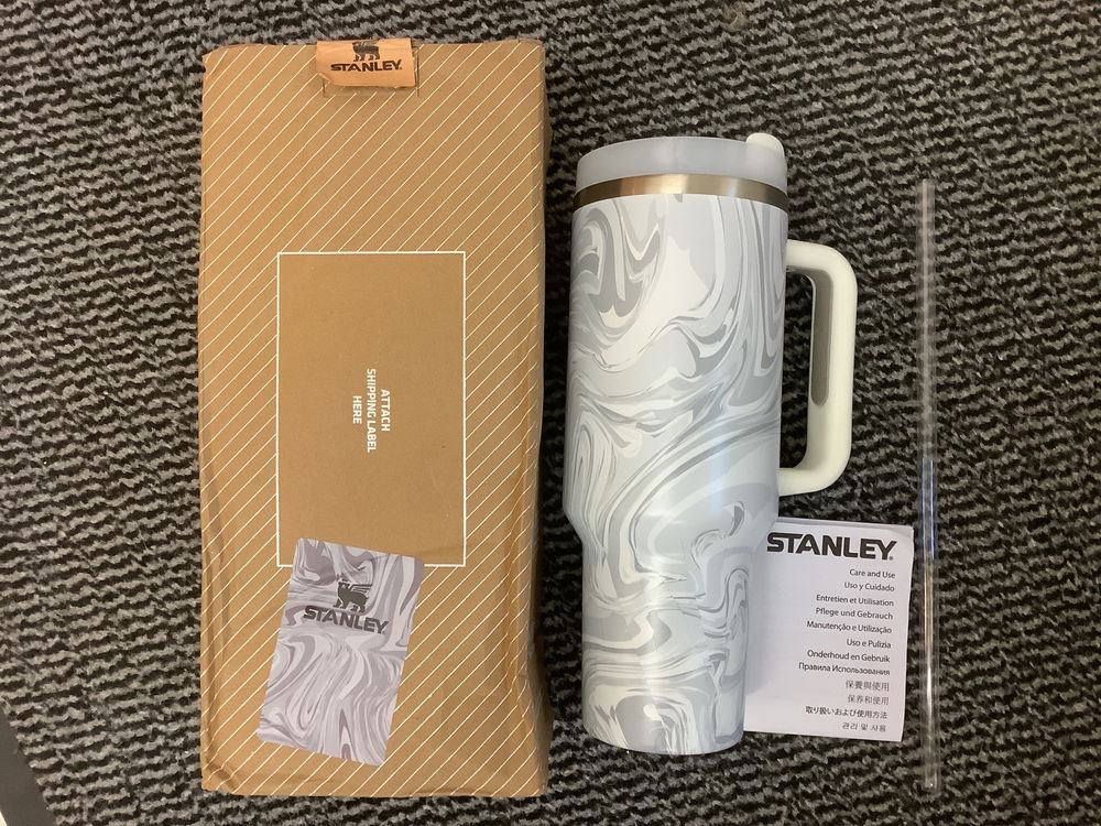Stanley Cup Quencher H 2.0 Tumbler 40oz, Farbe: polar swirl (Neu ...