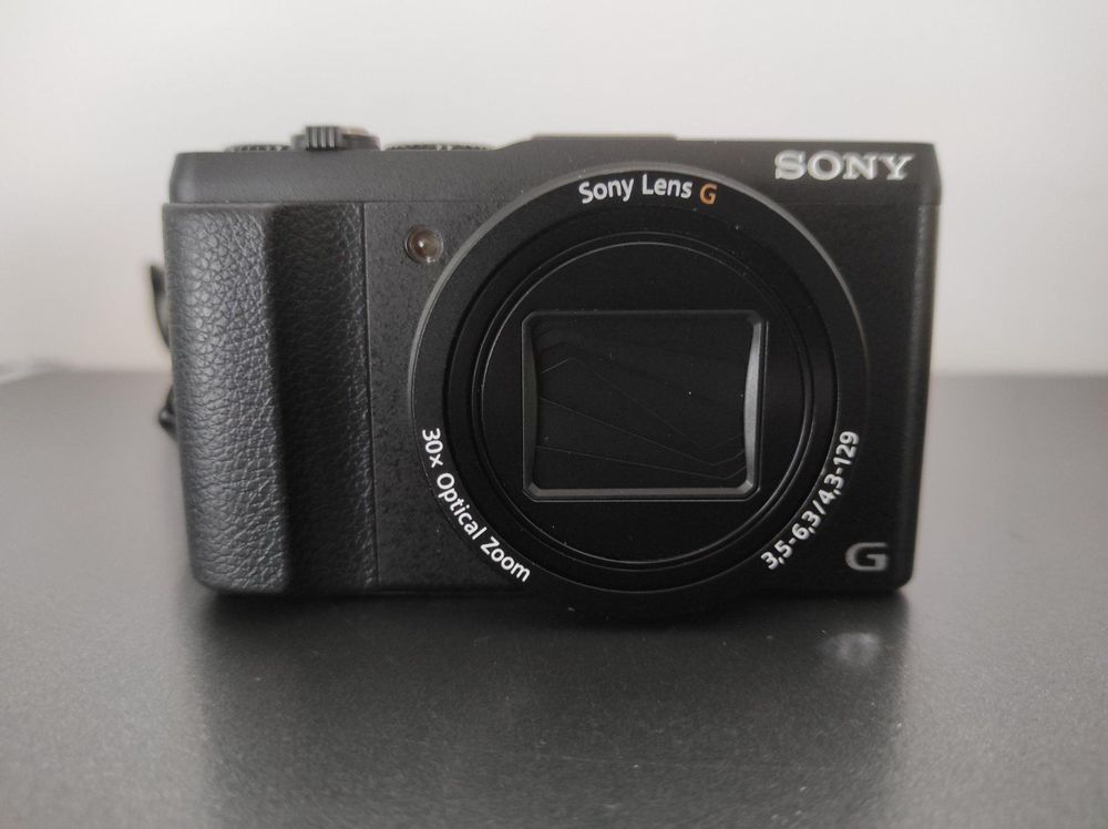 Kamera SONY LENS 30x optical zoom - ABSOLUT NEUWERTIG | Kaufen auf Ricardo