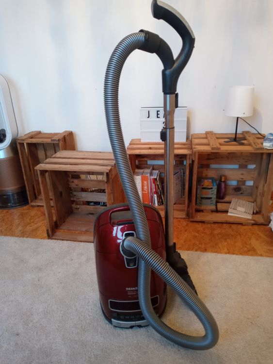 Staubsauger Miele s8510 ch Parquet 2200w (Gebraucht) in Prez-vers ...