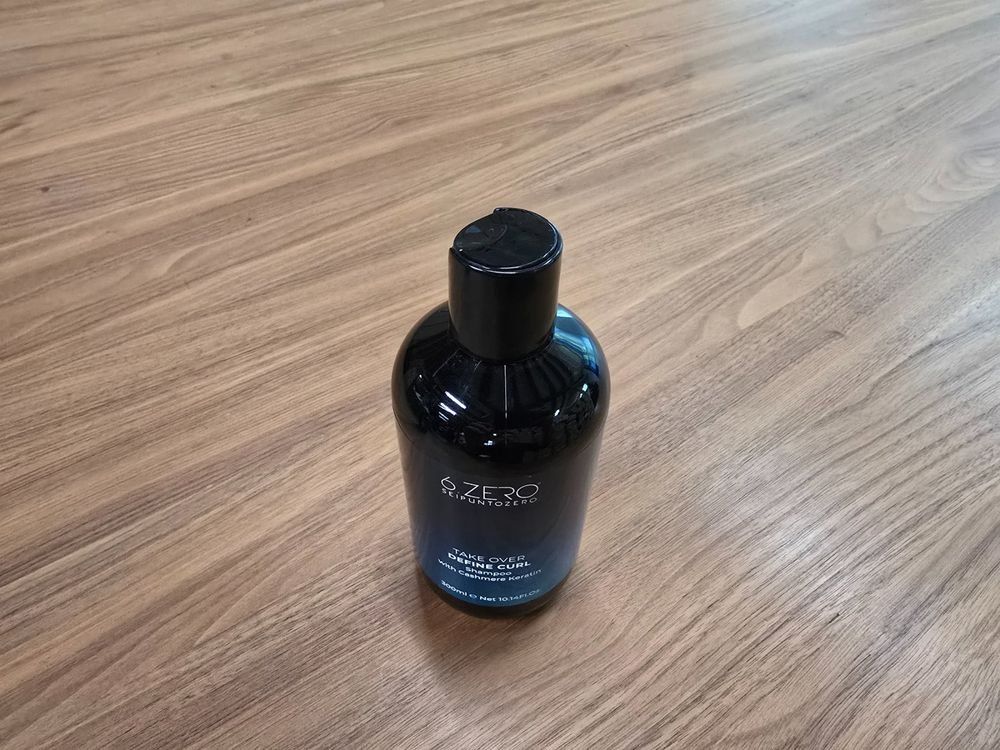 6.Zero Take Over Define Curl Shampoo 300ml ab 1.- (Neu (gemäss ...