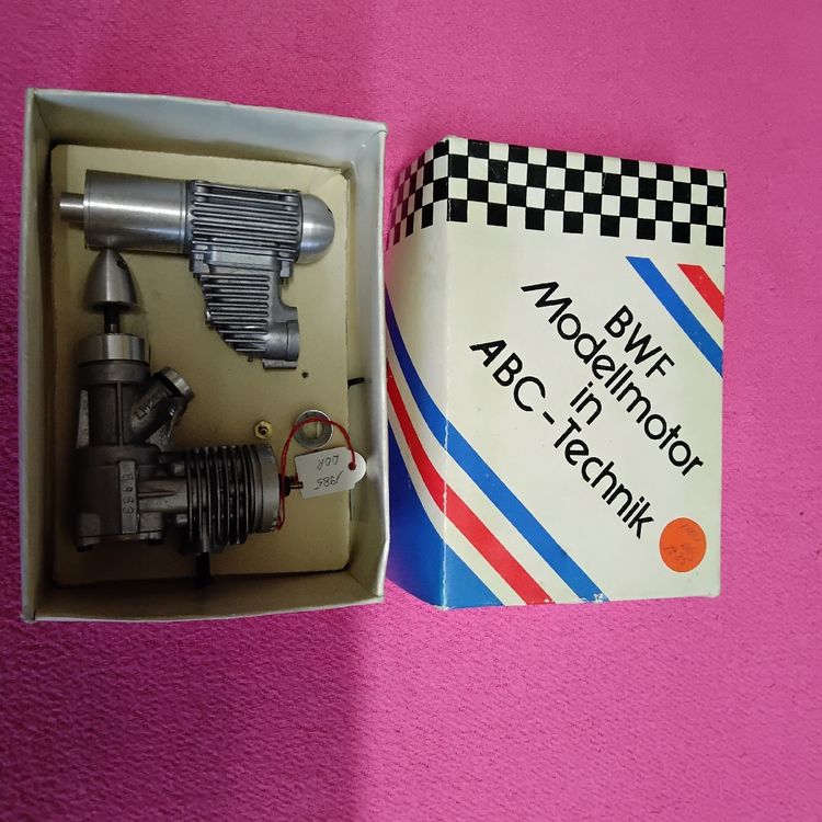 BWF Modellmotor ( Seltener DDR Motor ) (Neu und originalverpackt) in Bad Ragaz für CHF 140 – mit ...
