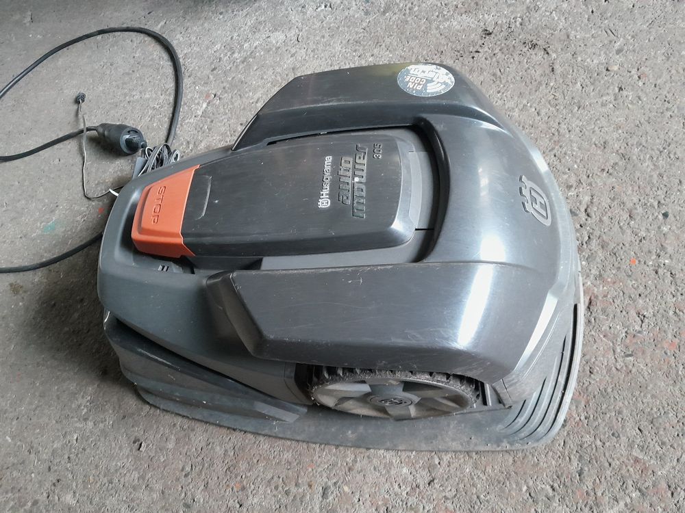 Husqvarna Automower 305 | Kaufen auf Ricardo
