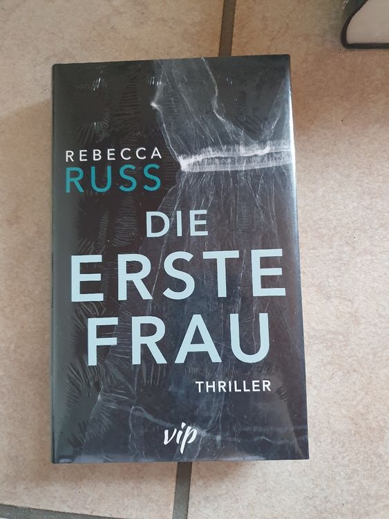 spannender Thriller: die erste Frau von R. Russ (Neu und ...