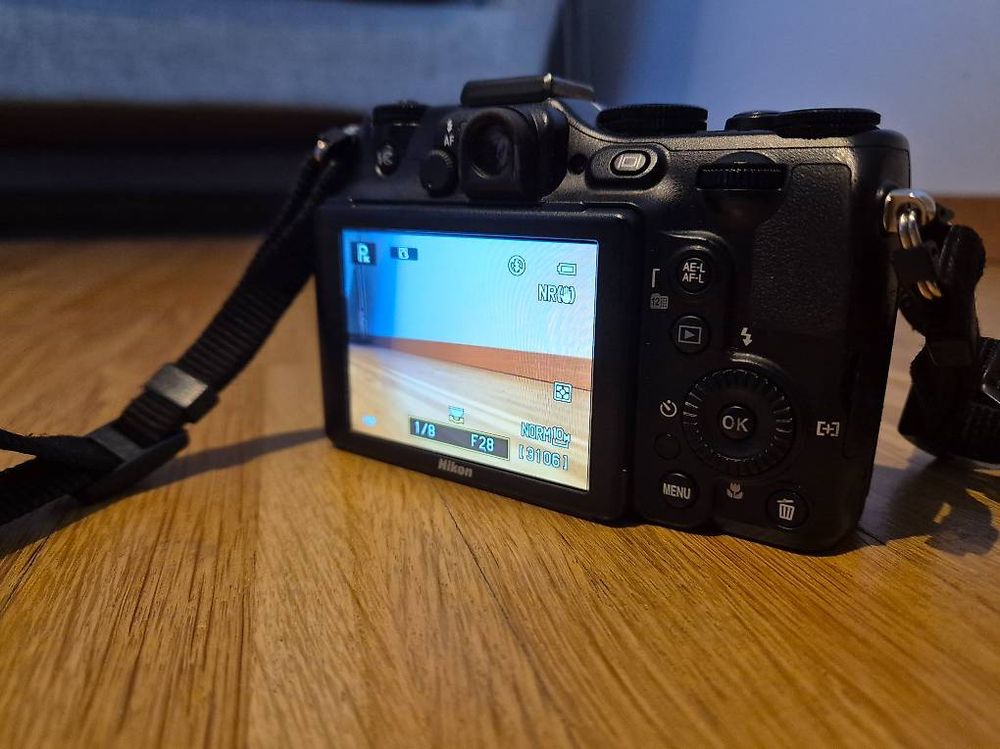 Nikon Coolpix P7100 (Gebraucht) in Luzern für CHF 100 – nur Abholung ...