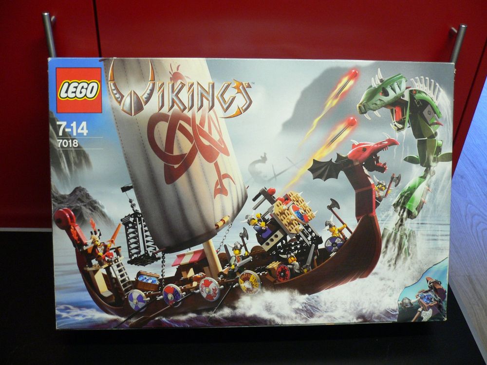 Lego Wikinger Schiff (7018) Dazu Gratis viel Bauteile. | Kaufen auf Ricardo