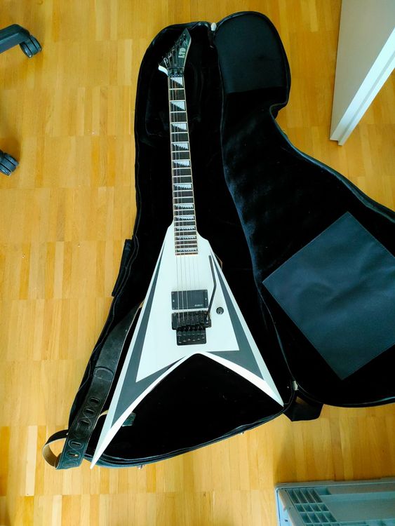 ESP LTD ALEXI-600 White w/Black Pinstripe | Kaufen auf Ricardo