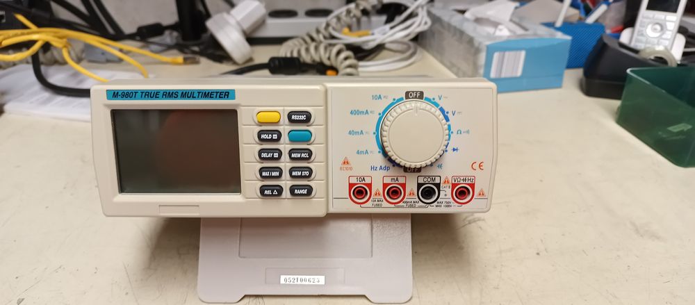 Digital Multimeter M-980T True RMS neuwertig | Kaufen auf Ricardo