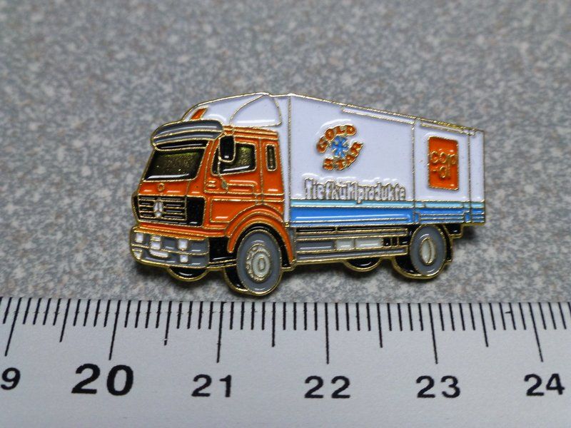 PIN PINS AUTO LKW Lastwagen Truck Mercedes | Kaufen auf Ricardo