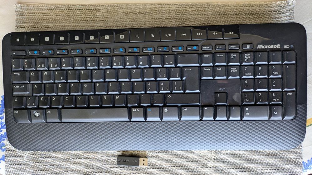 Microsoft wireless keyboard 2000 qwertz (Gebraucht) in Apples für CHF 1 ...