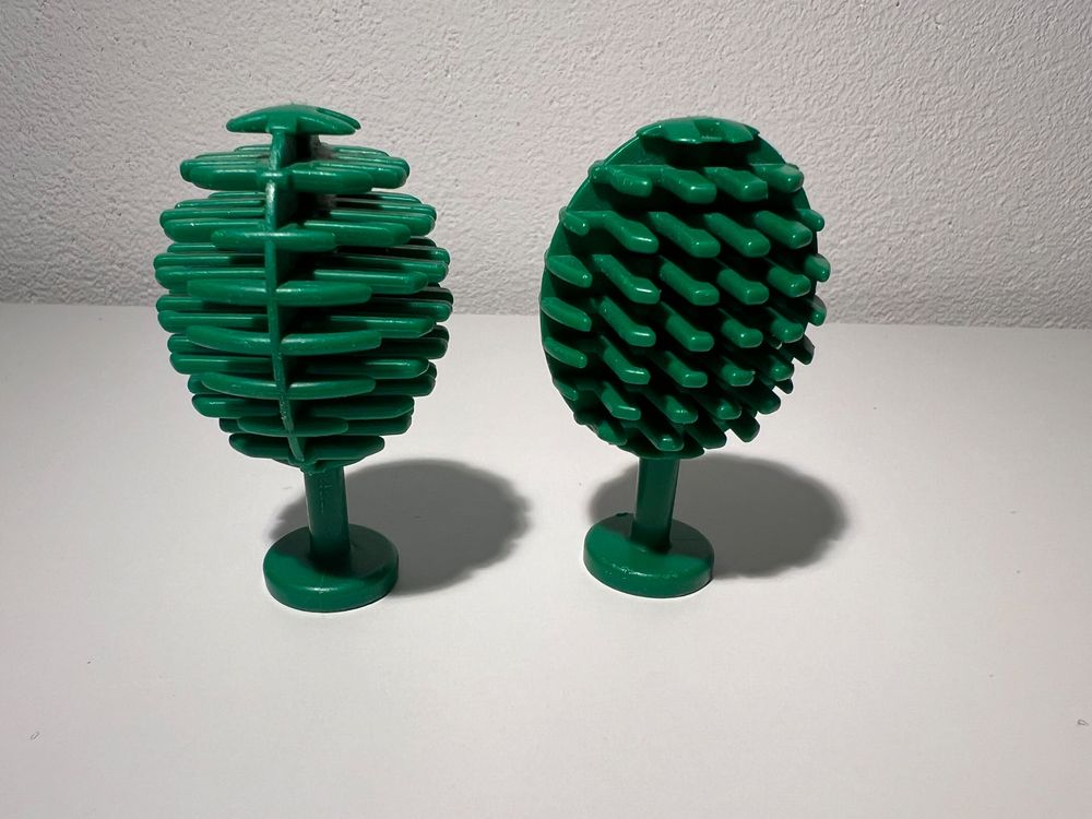 LEGO 3470 2x Obstbaum Laubbaum 🌳 (Gebraucht) in Vaduz für CHF 5 – mit ...