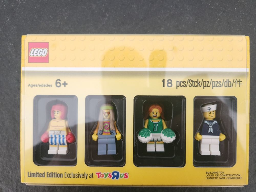 LEGO Classic Minifigures Collection 5004941 Toys R Us | Kaufen auf Ricardo