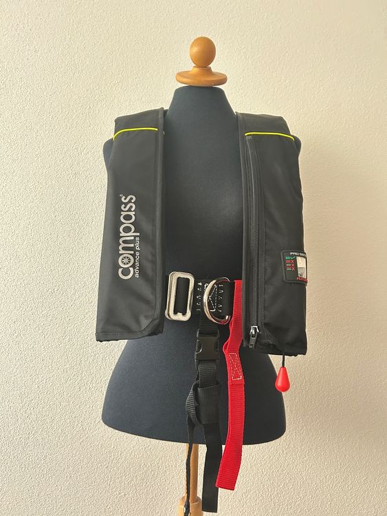 Rettungsweste Compass Advance Plus | Kaufen auf Ricardo