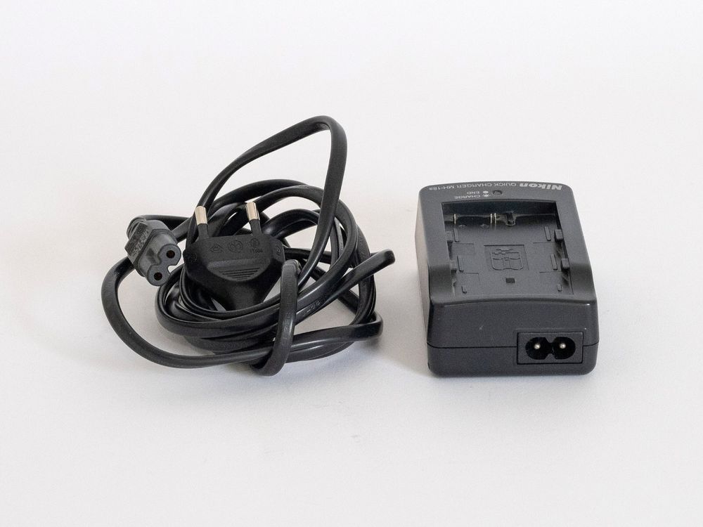 Nkon Quick Charger MH-18 (Gebraucht) in Vaduz für CHF 12 – mit ...