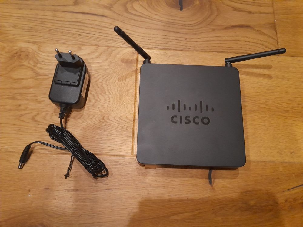 Cisco Router WIFI RV110W - (2) (Gebraucht) in Agiez für CHF 11 – mit ...
