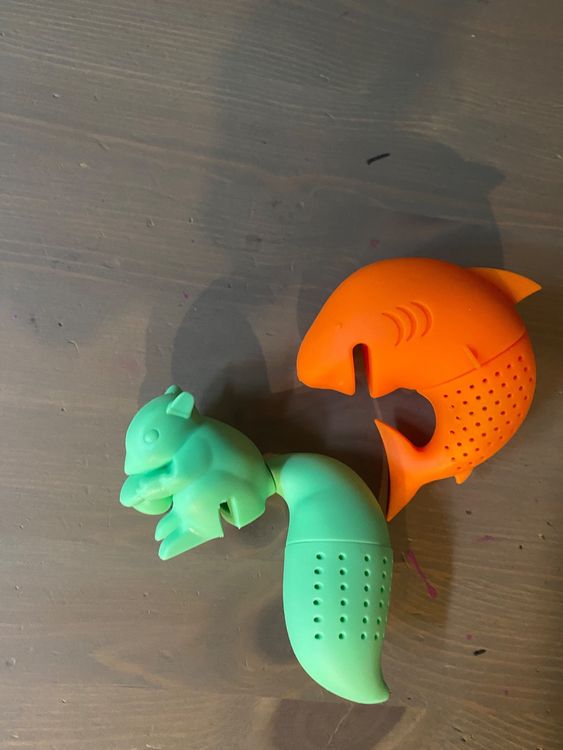 Boule a thé requin et écureuil silicone | Kaufen auf Ricardo