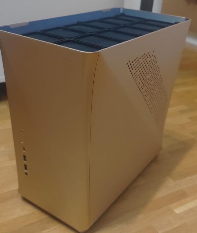 Fractal Era PC Case Gold | Kaufen auf Ricardo