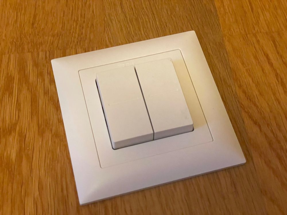 FELLER Philips Hue Switch (Gebraucht) in Bottmingen für CHF 55 – mit ...